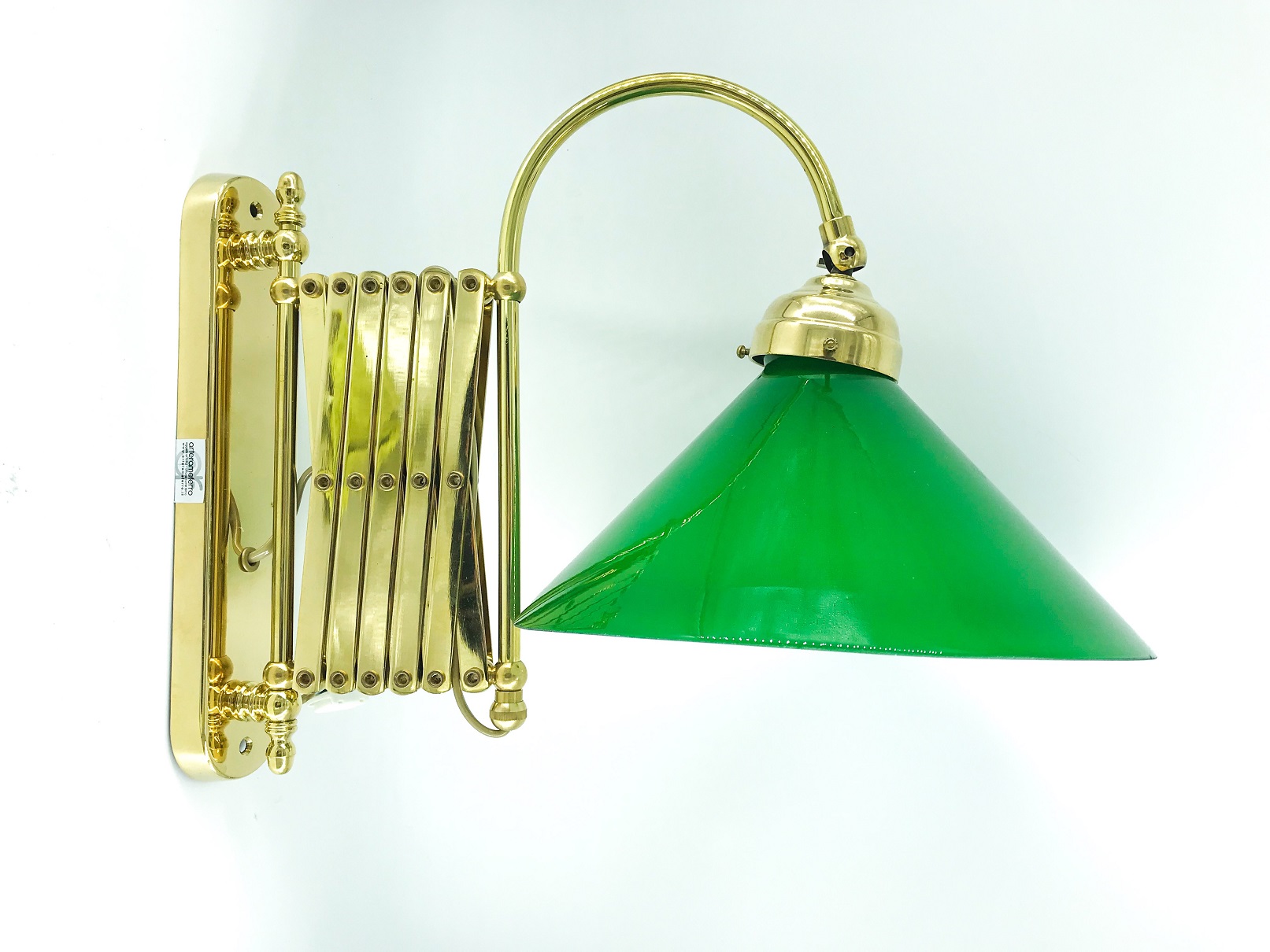 Applique snodabile ottone lucido con paralume in vetro verde